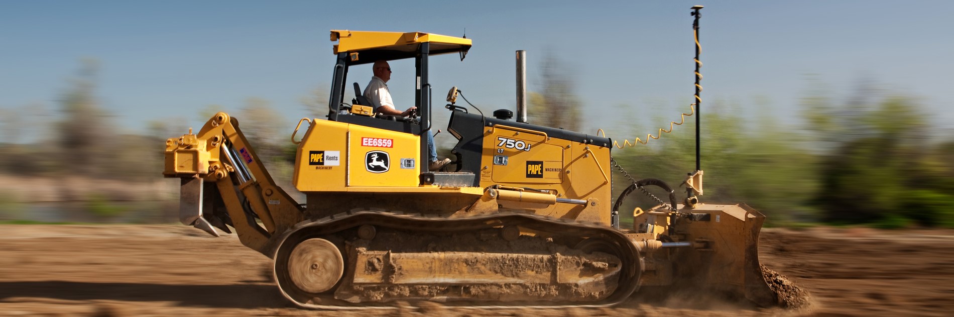 GPS In the Earthmoving Industry - A Brief History | Aptella