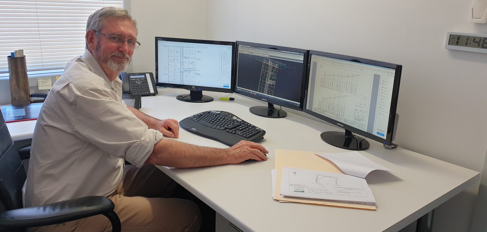 From civilcad to MAGNET: A Survey CAD Software History